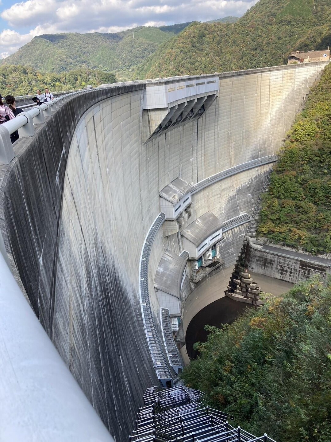 お散歩にお出掛け温井ダム 利水兄弟の太郎... / N-CMPさんのモーメント | YAMAP / ヤマップ
