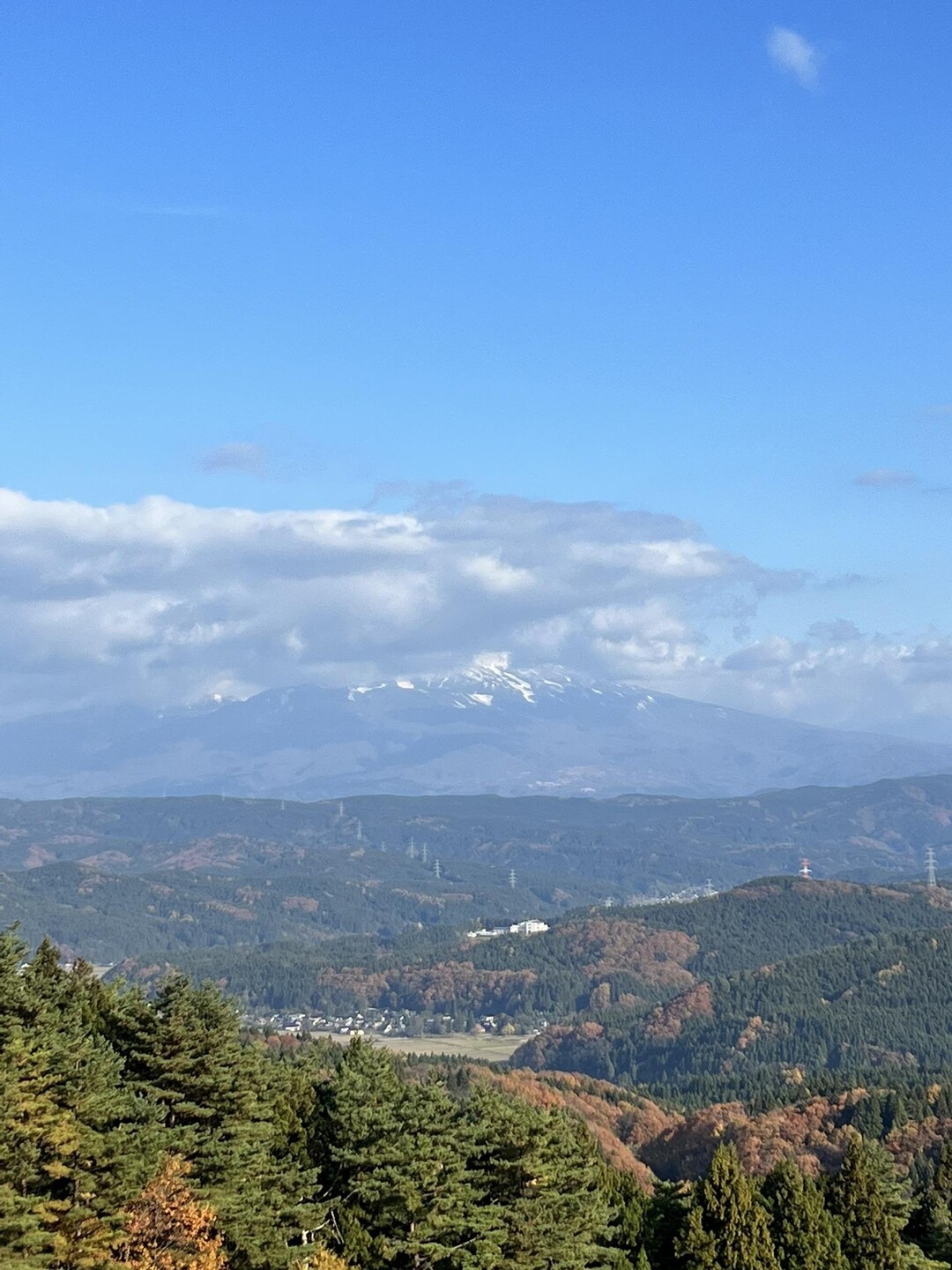 酒田市の眺海の森からの眺め。紅葉はいよい... / momo猫🐈‍⬛さんのモーメント | YAMAP / ヤマップ