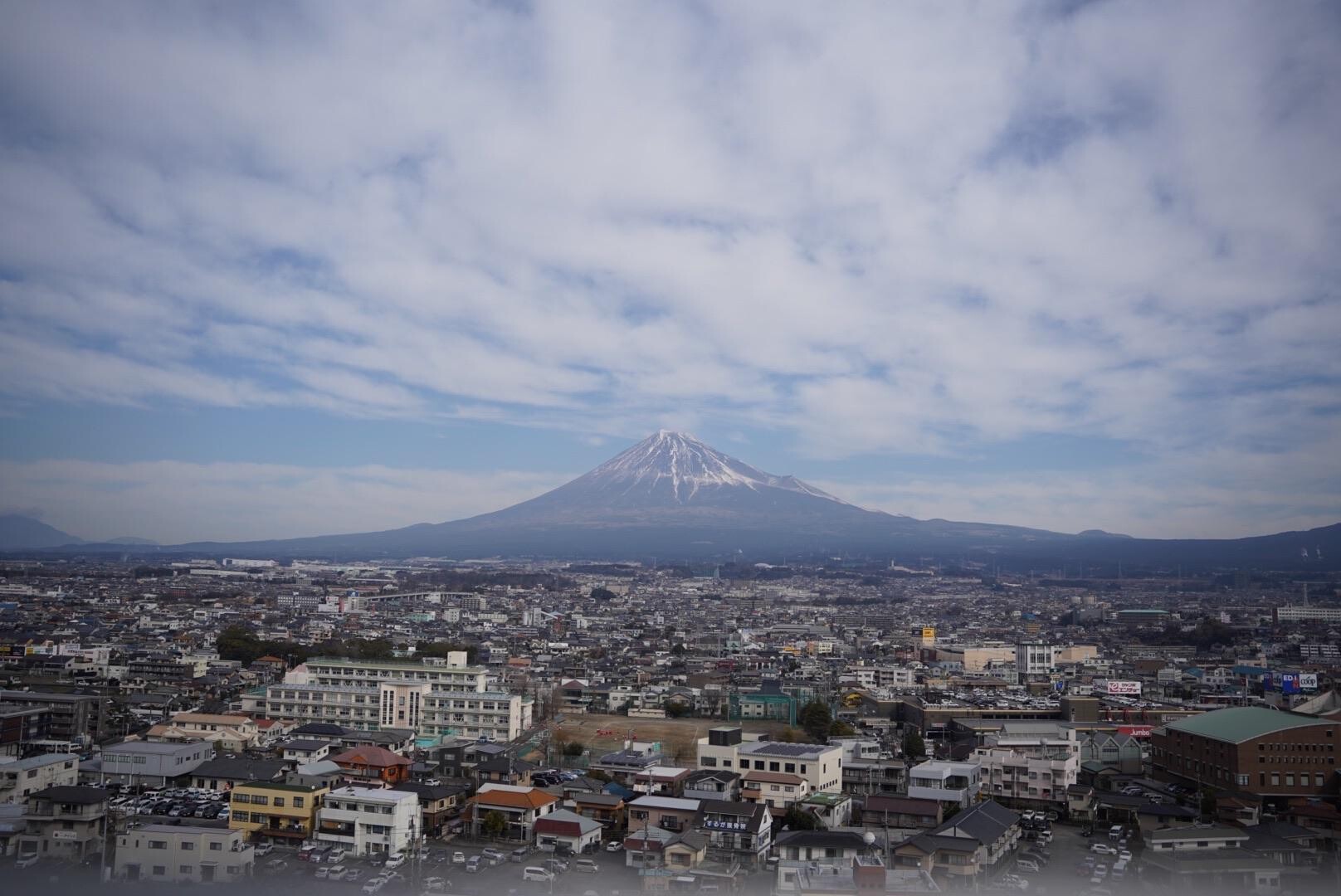 富士市役所からの富士山🗻と茶畑からの富... / ihatoveさんのモーメント | YAMAP / ヤマップ