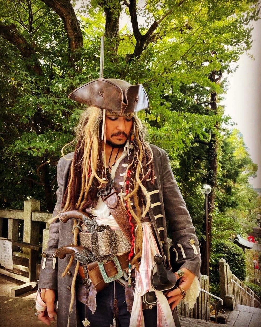 久々に宮地嶽神社へ⛩ / 【町興し仮装者】Captain Jack Sparrowさんのモーメント | YAMAP / ヤマップ