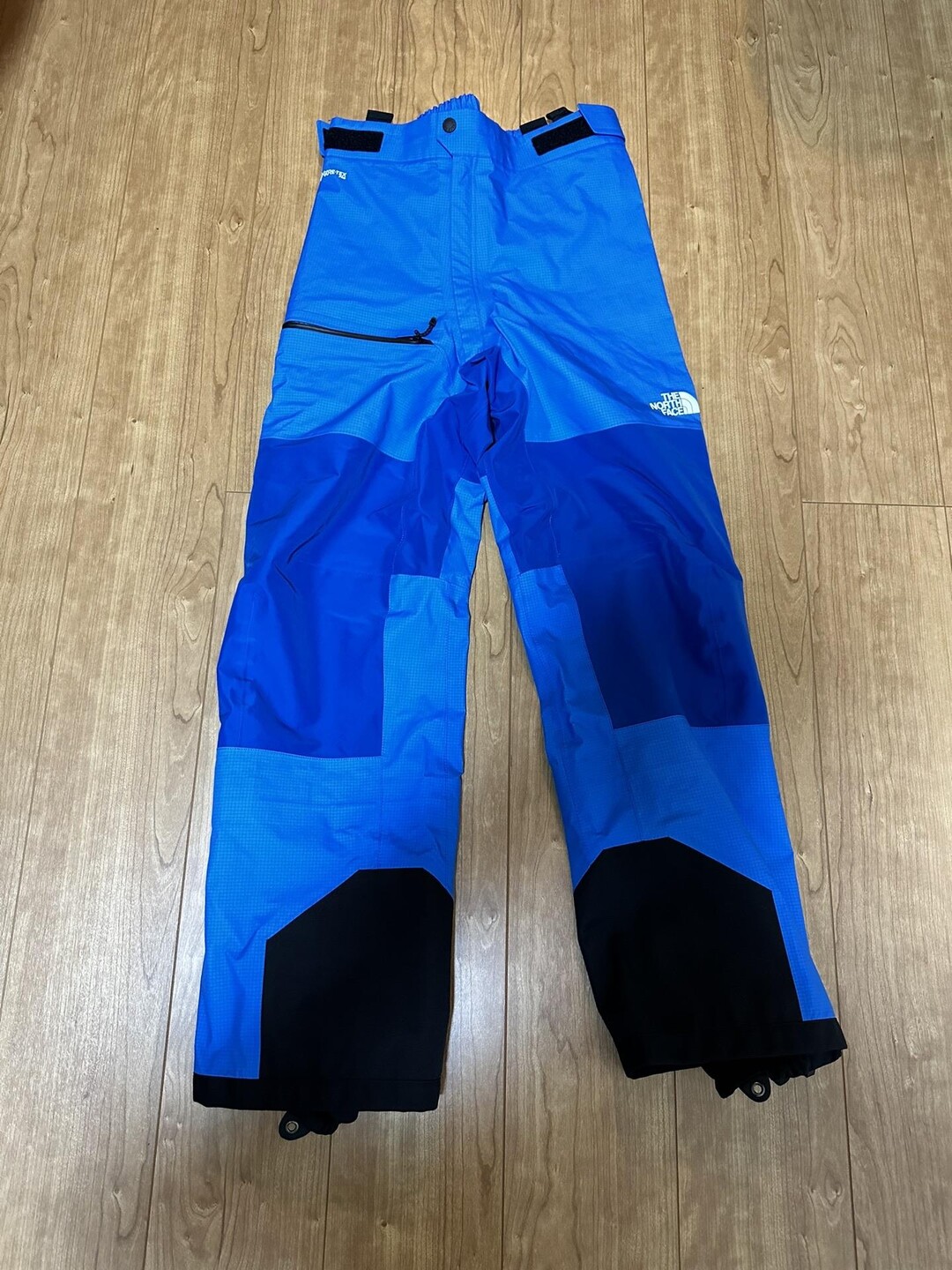 アイゼンで穴を開けてしまったハードシェル... / keijuさんのモーメント | YAMAP / ヤマップ