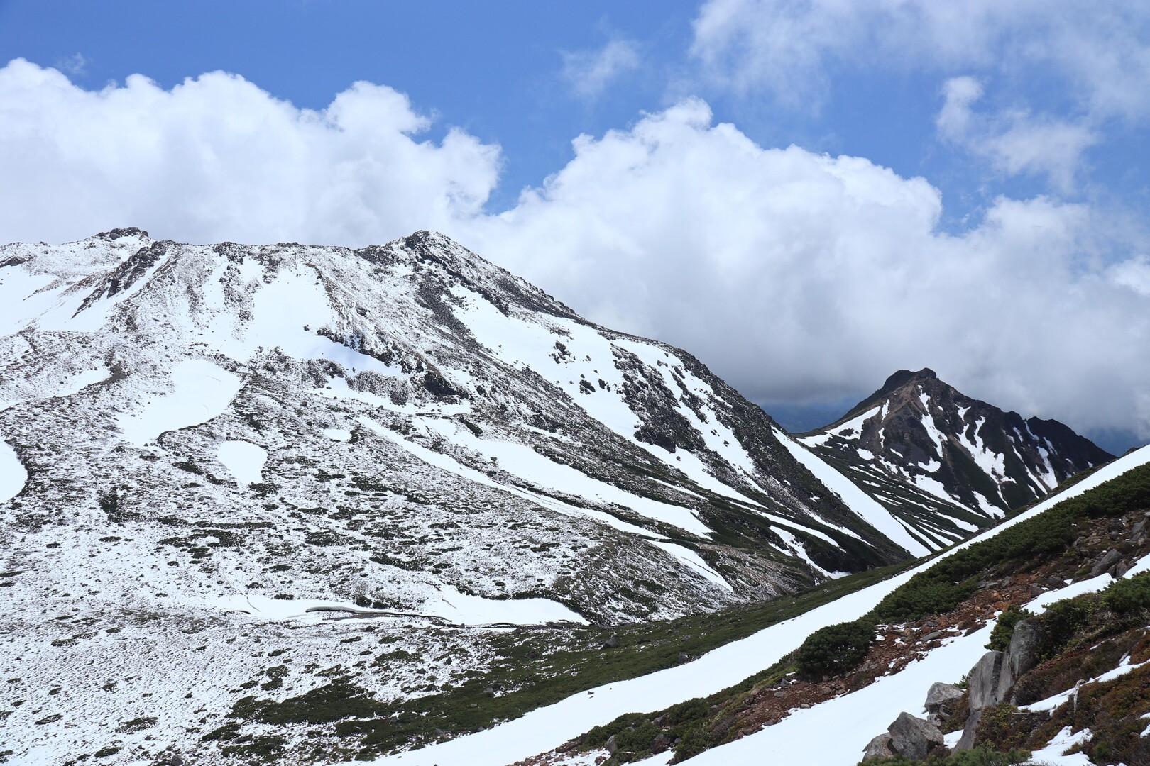 摩利支天山から見た御嶽山 / TOMOさんの御嶽山・継子岳・摩利支天山の活動日記 | YAMAP / ヤマップ
