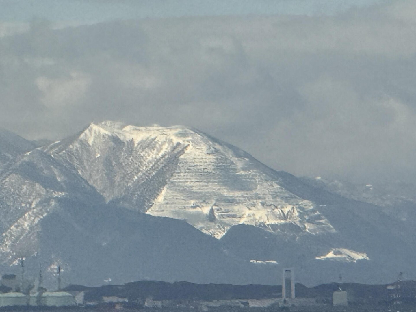 セントレアから見た伊吹山 wind 32... / 藤谷コルさんのモーメント | YAMAP / ヤマップ
