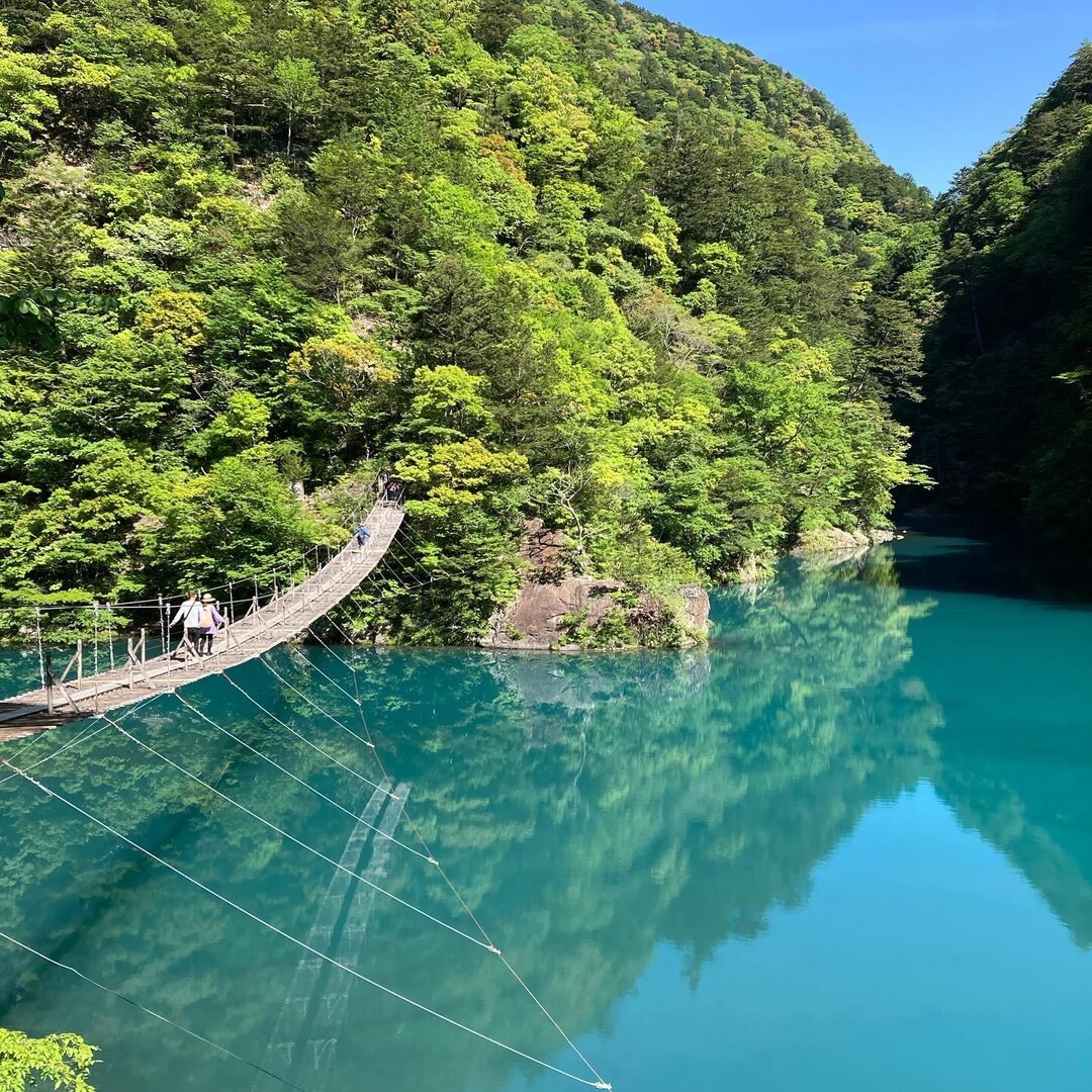 寸又峡 夢の吊り橋 エメラルドグリーン... / akaさんのモーメント | YAMAP / ヤマップ