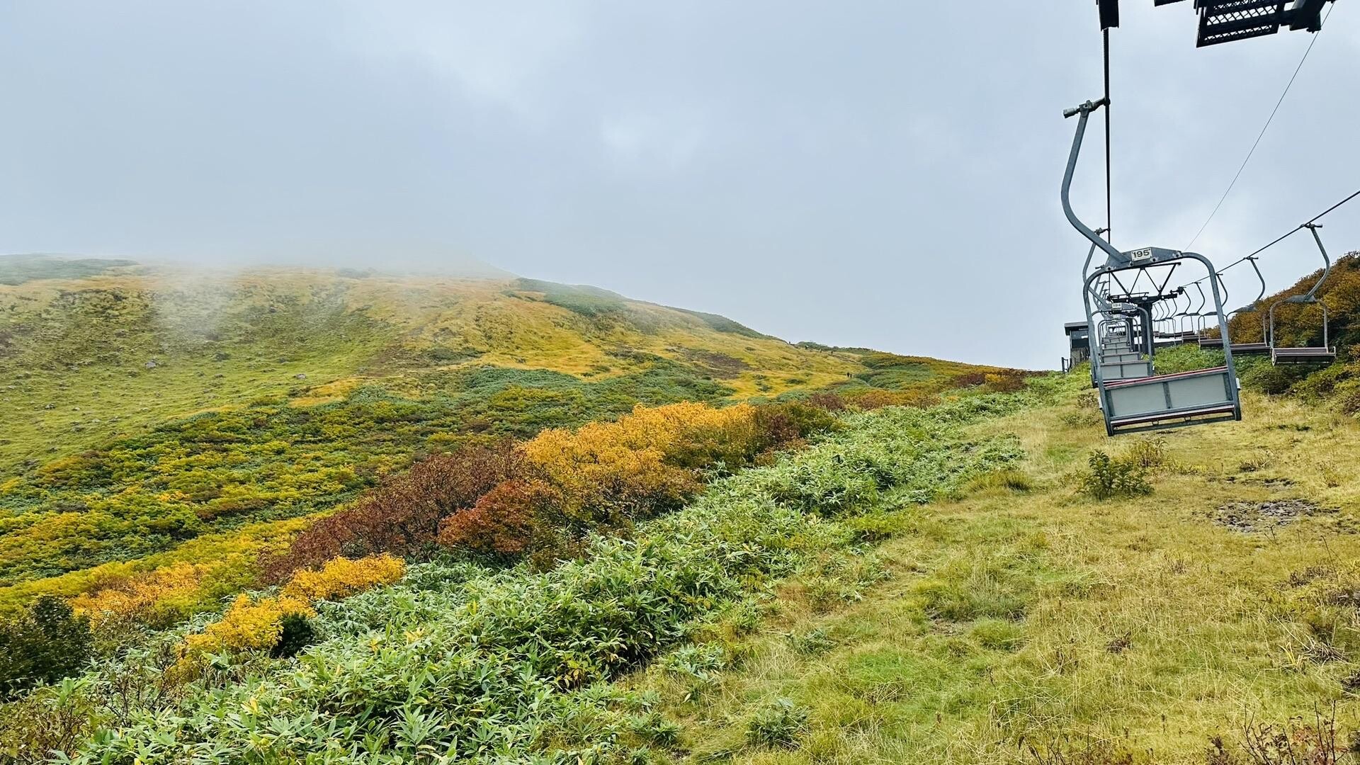 月山は今日はガスサン…／百名山チャレンジ／姥沢駐車場〜志津口コース～月山ペアリフト～月山～ピストン / otouさんの月山の活動データ | YAMAP / ヤマップ