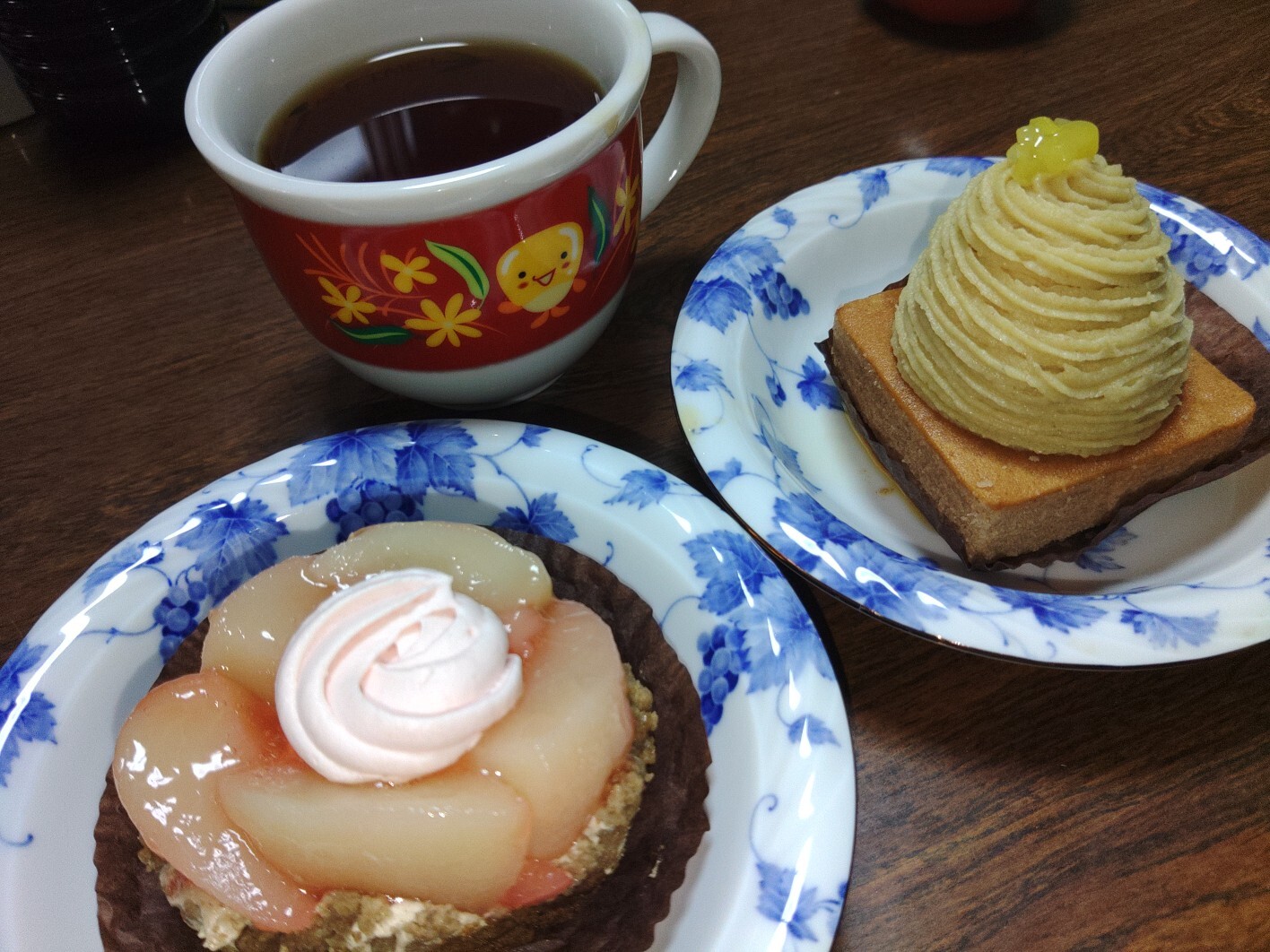 STARBUCKSのケーキで母と アフタ... / salmaさんのモーメント | YAMAP / ヤマップ