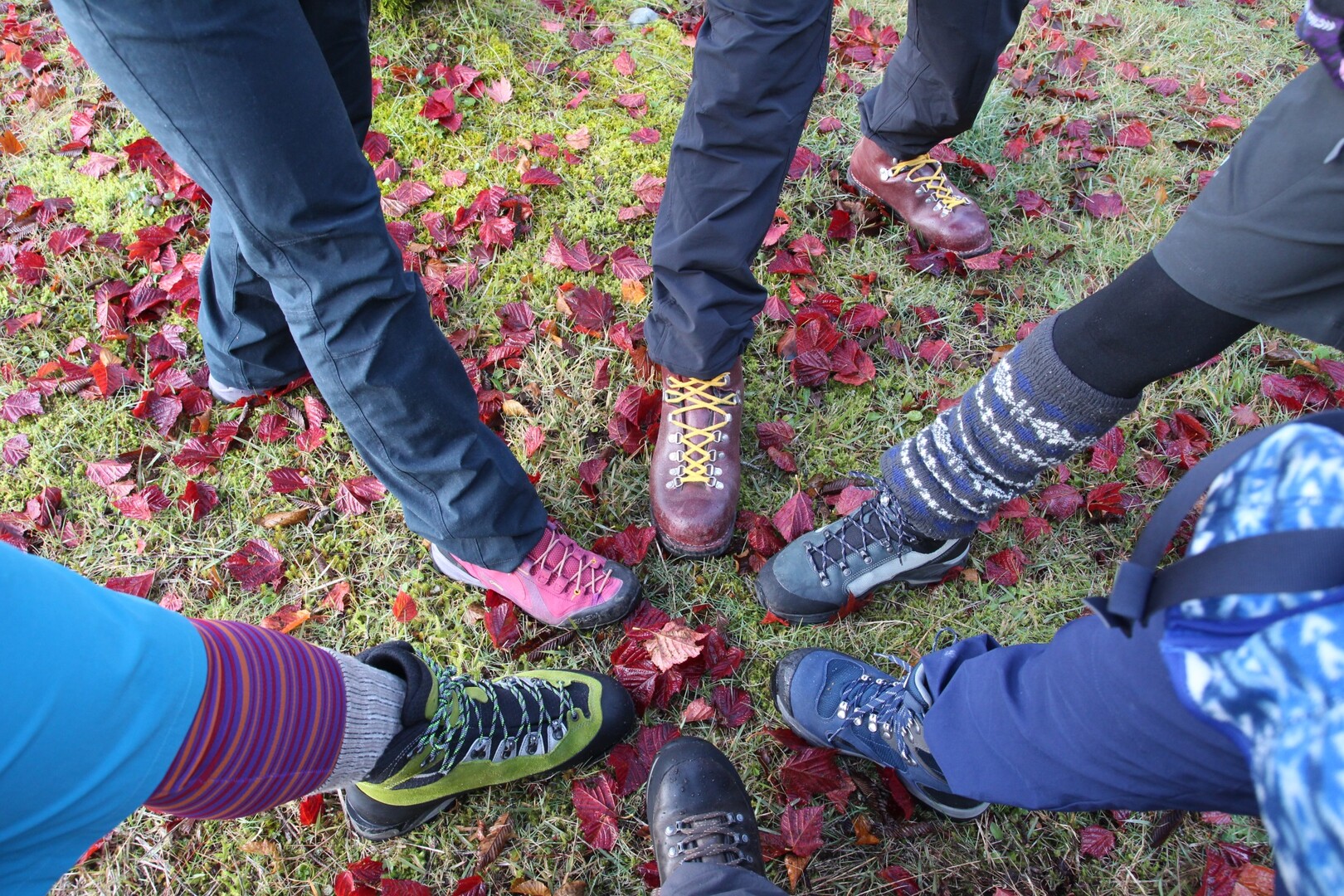紅葉の中で山メシ会♪ / KOH-Chanさんの茶臼岳（那須岳）・三本槍岳・赤面山の活動データ | YAMAP / ヤマップ