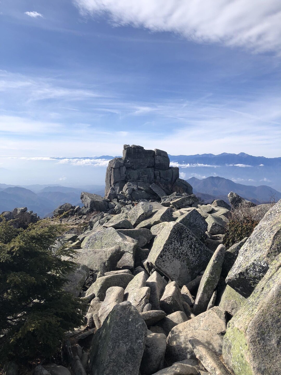朝日岳・鉄山・金峰山（甲州御岳山）11/09/2023 / ykさんの瑞牆山・金峰山の活動データ | YAMAP / ヤマップ