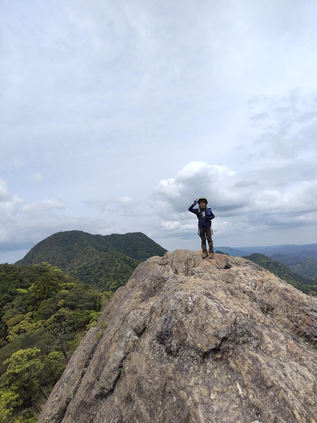 山BOY・春の黒髪山へGO ! 🚶‍♀ / りんごさんの黒髪山・青螺山の活動データ | YAMAP / ヤマップ