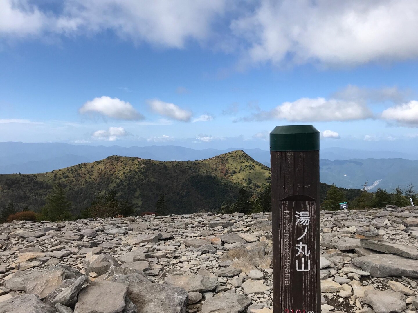 久々の湯ノ丸山・小烏帽子岳・烏帽子岳 climb up / タカさんの湯ノ丸山・角間山・鍋蓋山の活動データ | YAMAP / ヤマップ