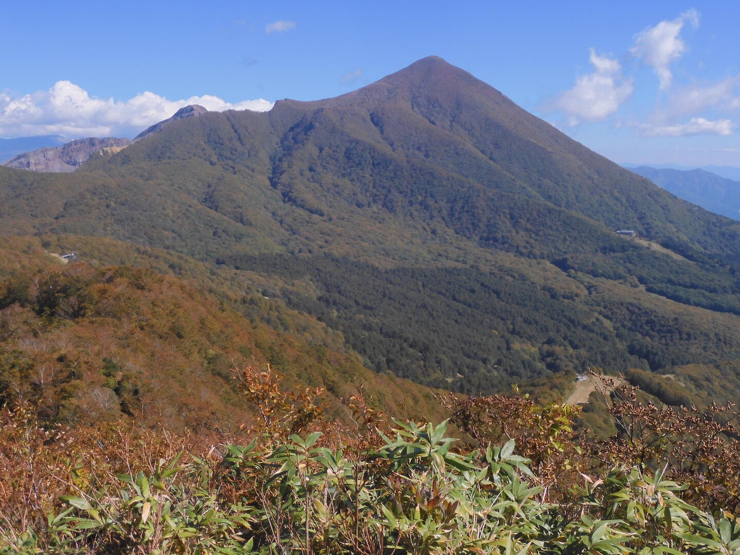 福島県 雄国山(おぐにやま)1271.2m～猫魔ヶ岳(ねこまがたけ)1403.6m / dyyyさんの磐梯山・雄国山・赤埴山の活動データ | YAMAP / ヤマップ